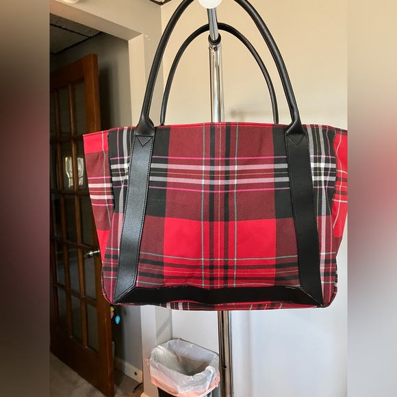 Victora Secret | Bags | Nwtvictoria Secret 41116 Big Handy Bag | Poshmark